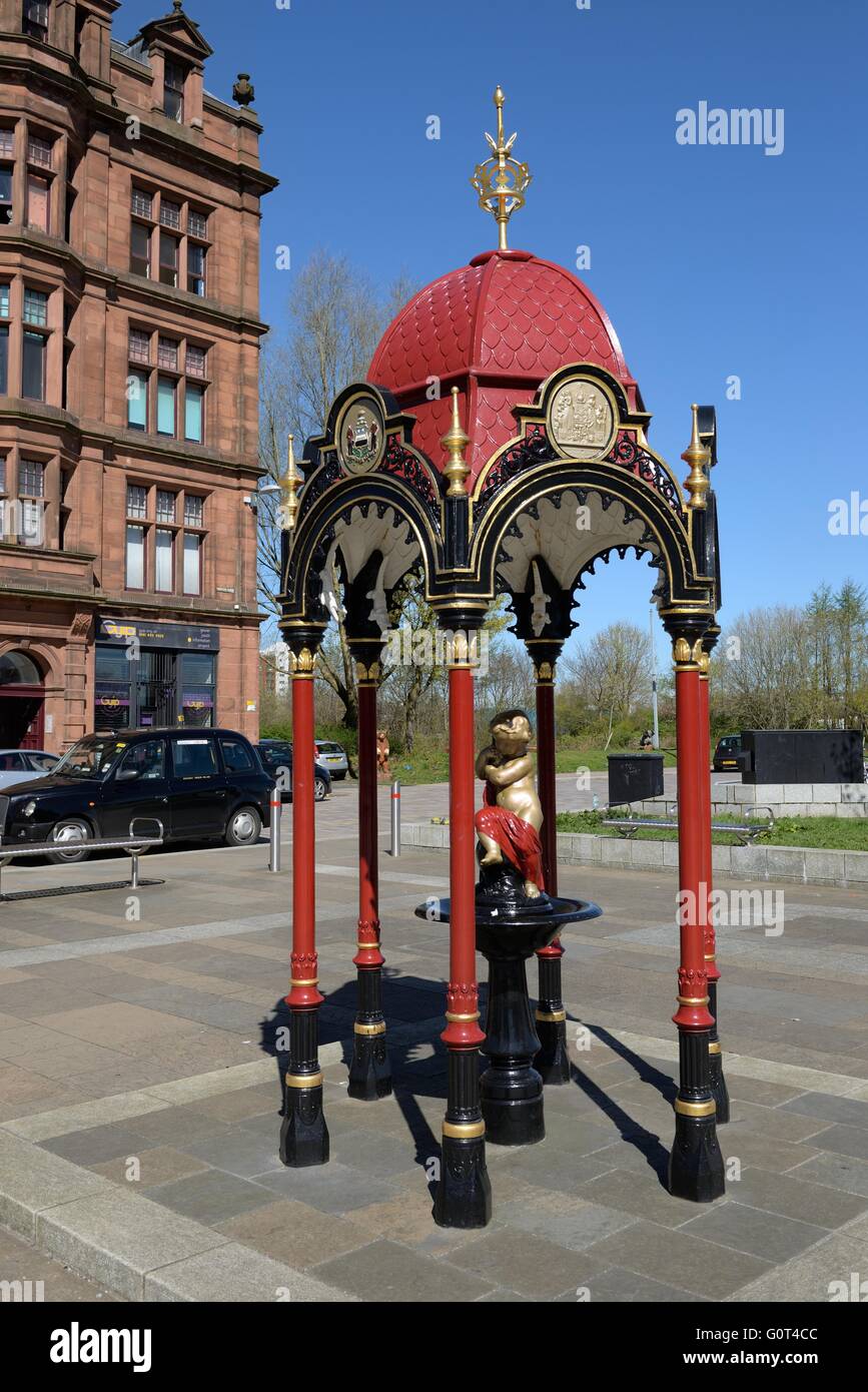 Govan cross hi-res stock photography and images - Alamy
