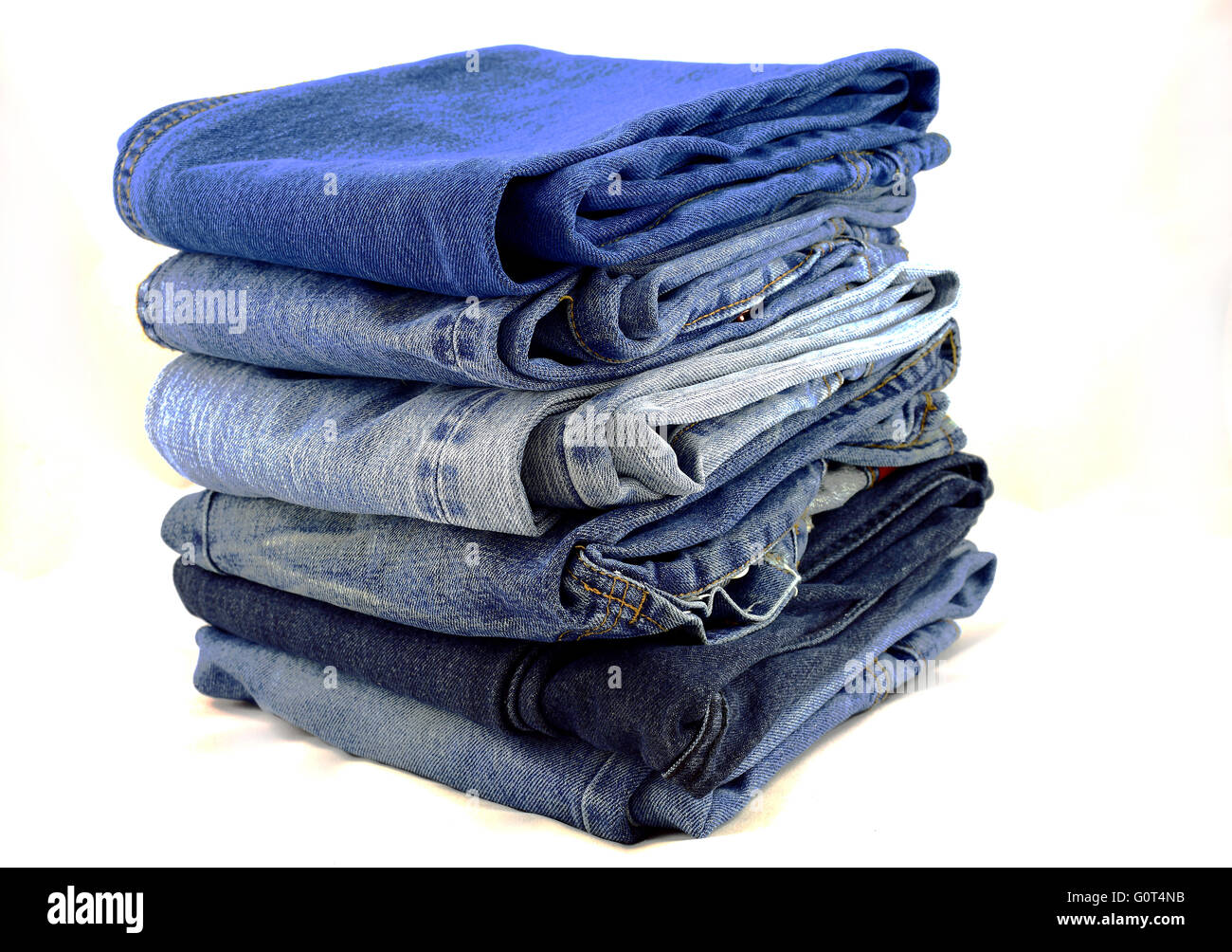 Fold clothes hi-res stock photography and images - Alamy