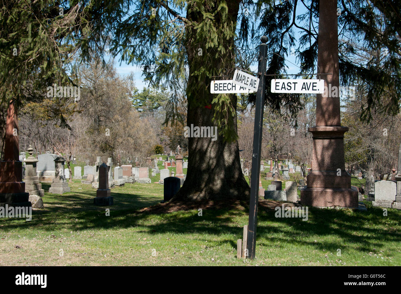 Cataraqui cemetery hi-res stock photography and images - Alamy