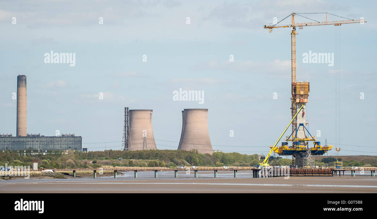 New Mersey crossing under construction with Fiddlers Ferry powers ...