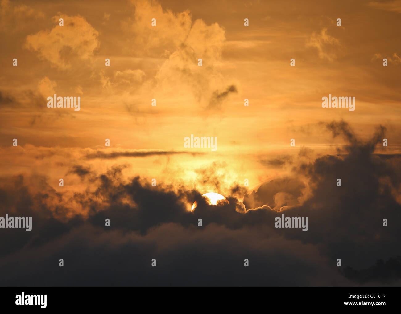 Sun aflame hi-res stock photography and images - Alamy