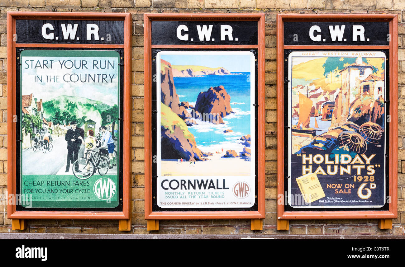 Railway poster england hi-res stock photography and images - Alamy