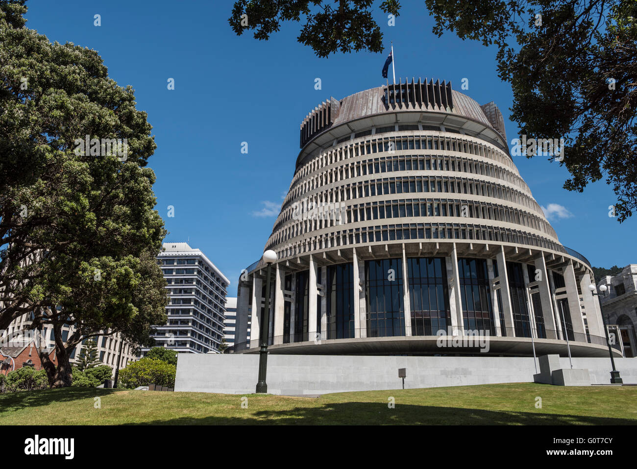 Beehive new zealand parliamentary building hi-res stock photography and ...
