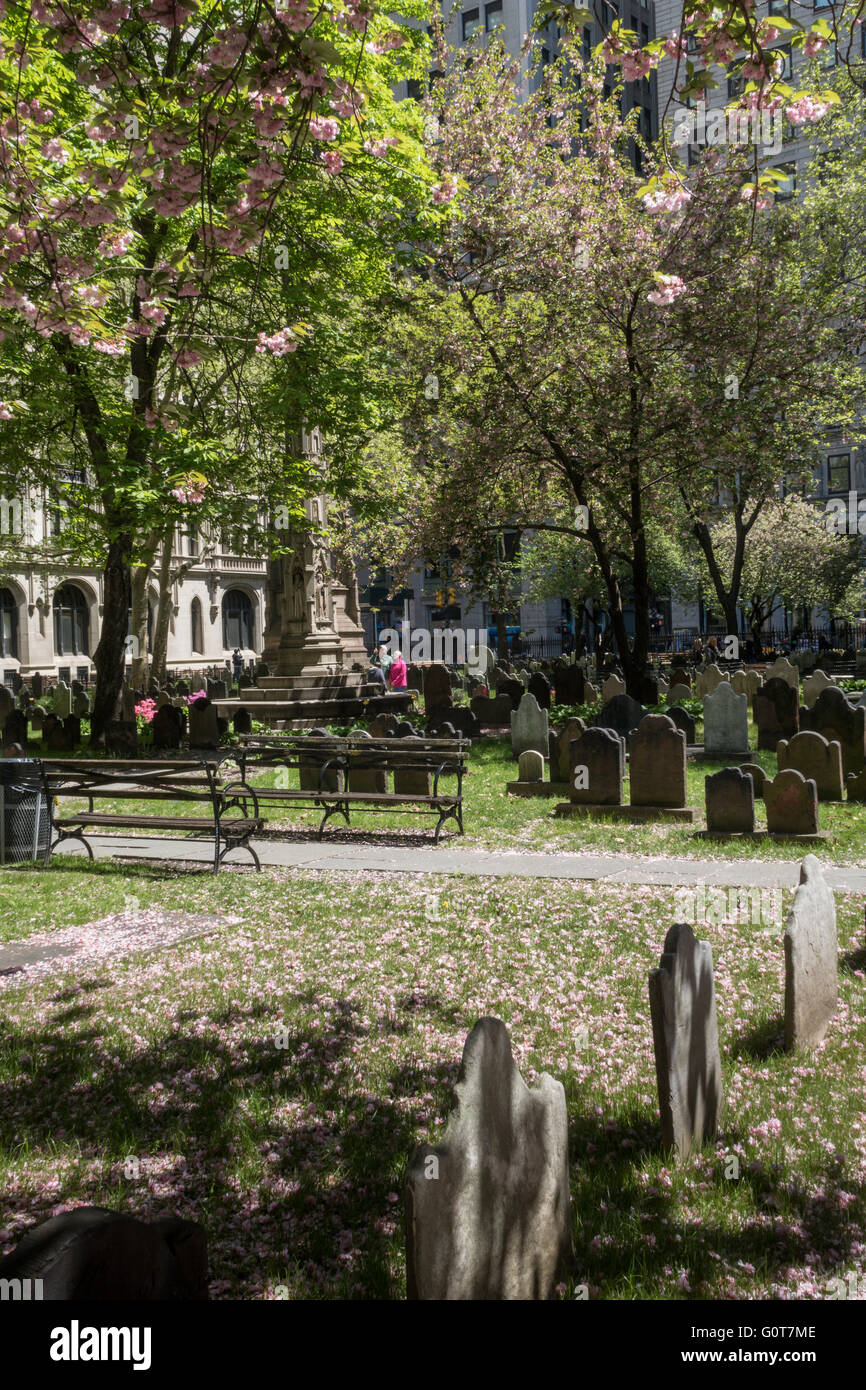 Trinity Church Cemetery, NYC Stock Photo - Alamy