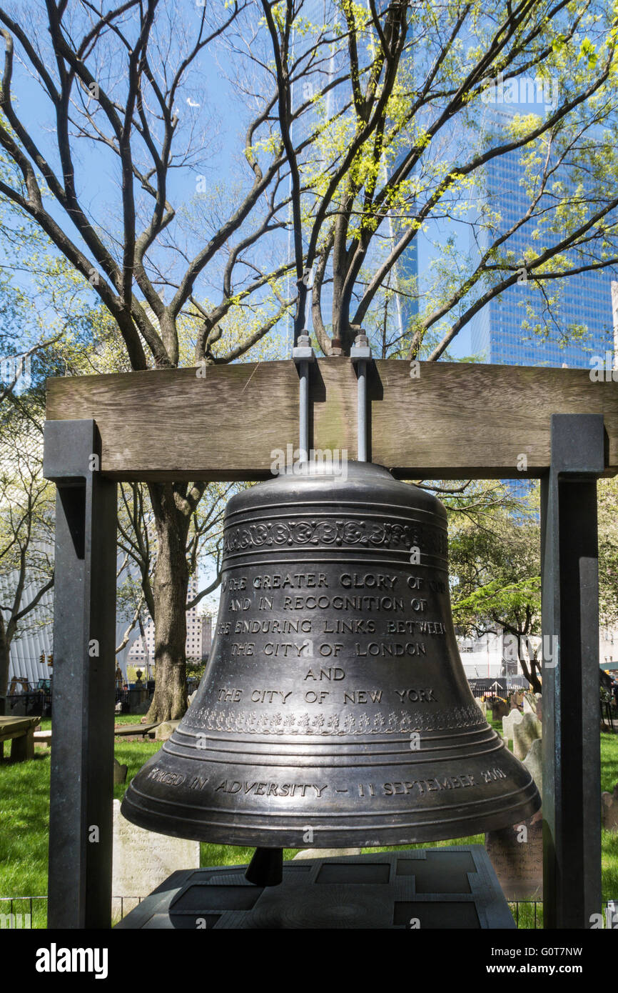 Cemetery grave bell hi-res stock photography and images - Alamy