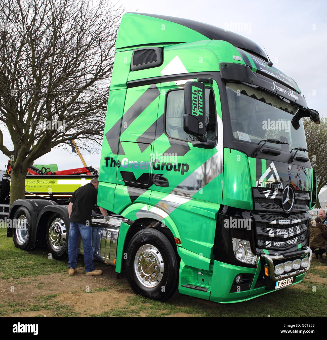 Mecedes Tractor Unit HGV 150th The Green Group Articulated Lorry Stock ...