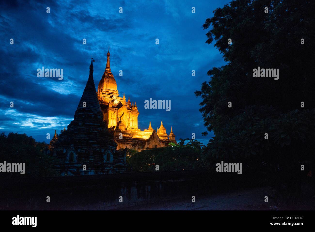 Bagan night sky hi-res stock photography and images - Alamy