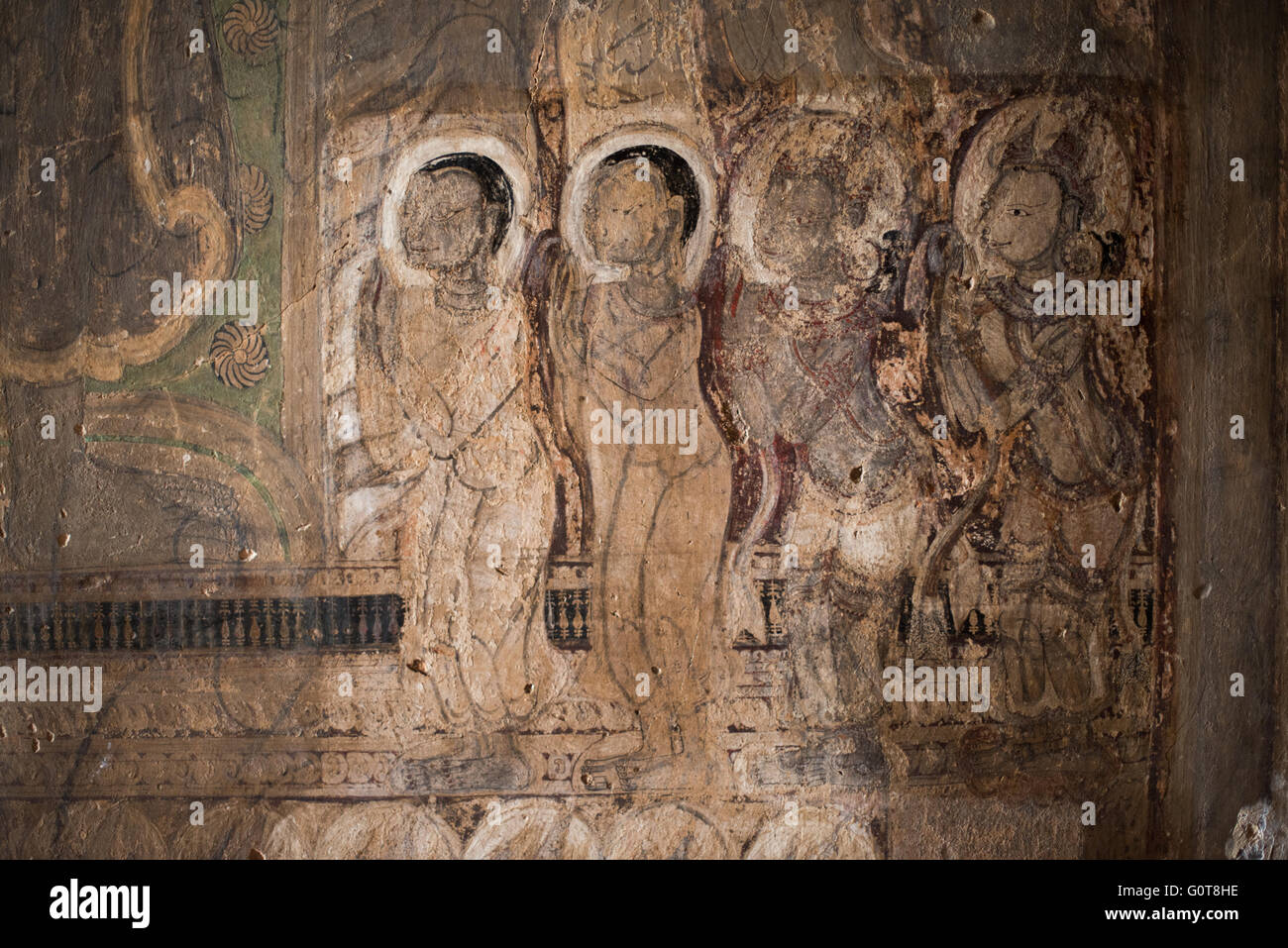Ancient frescoes in walls hi-res stock photography and images - Alamy