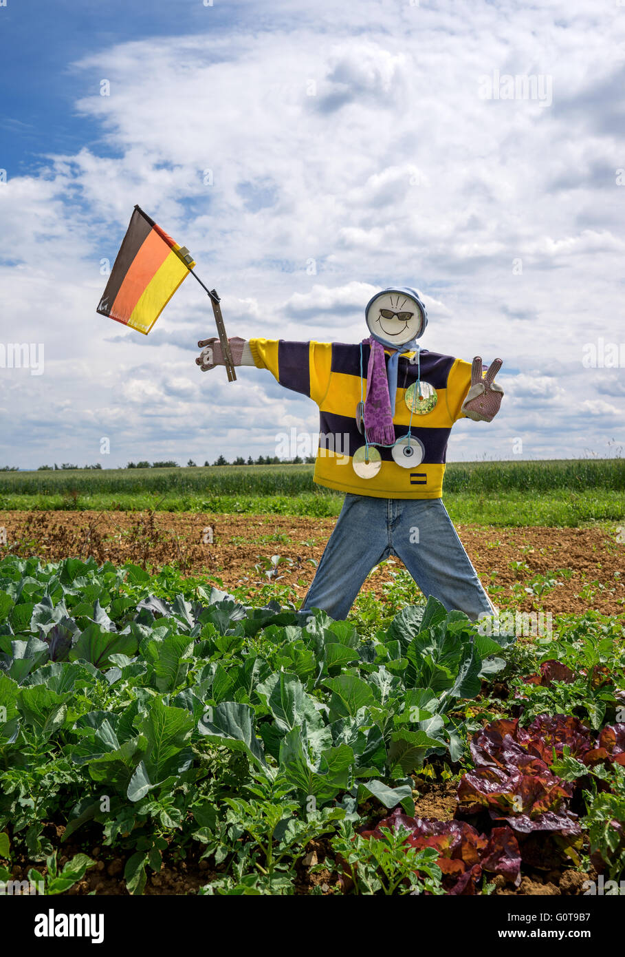 German scarecrow hi-res stock photography and images - Alamy