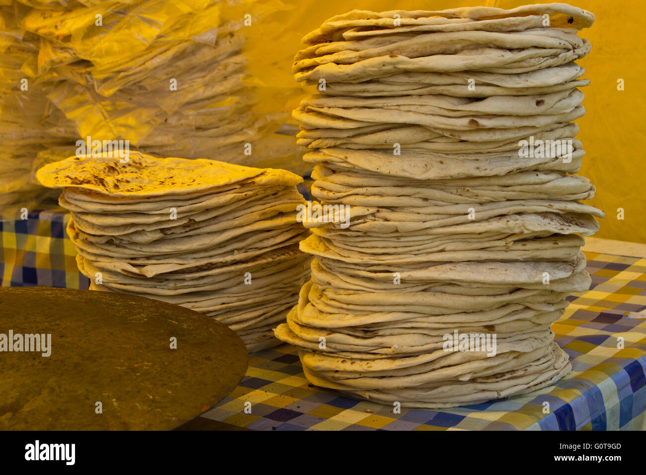 Egyptian flatbread hi-res stock photography and images - Alamy