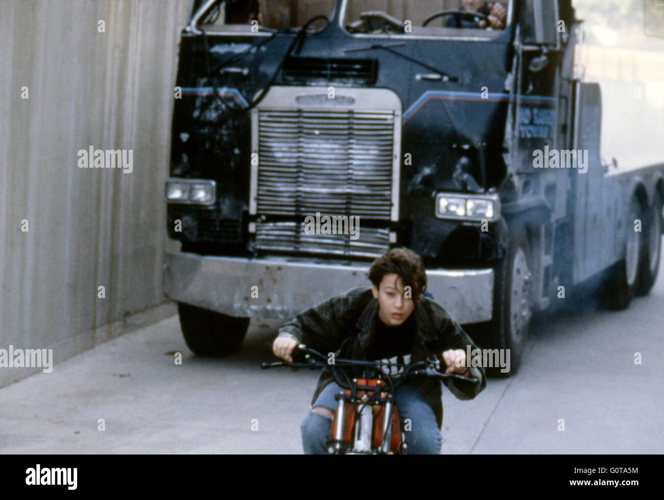 Edward Furlong / Terminator 2 : Judgment Day / 1991 directed by James ...