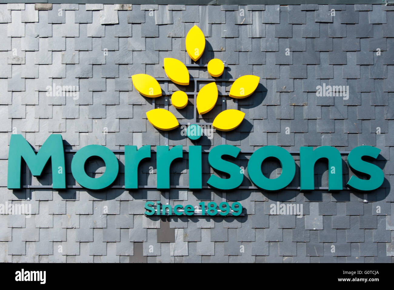 Morrisons logo hi-res stock photography and images - Alamy