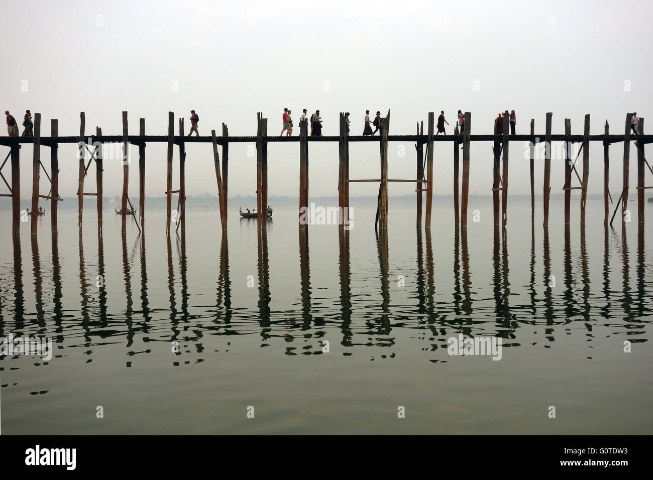 Bridge in myanmar hi-res stock photography and images - Alamy