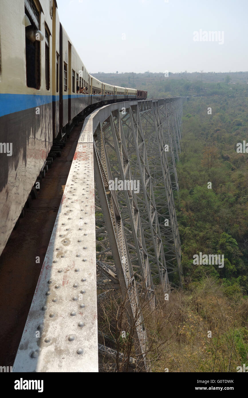 Viaduct supports hi-res stock photography and images - Alamy