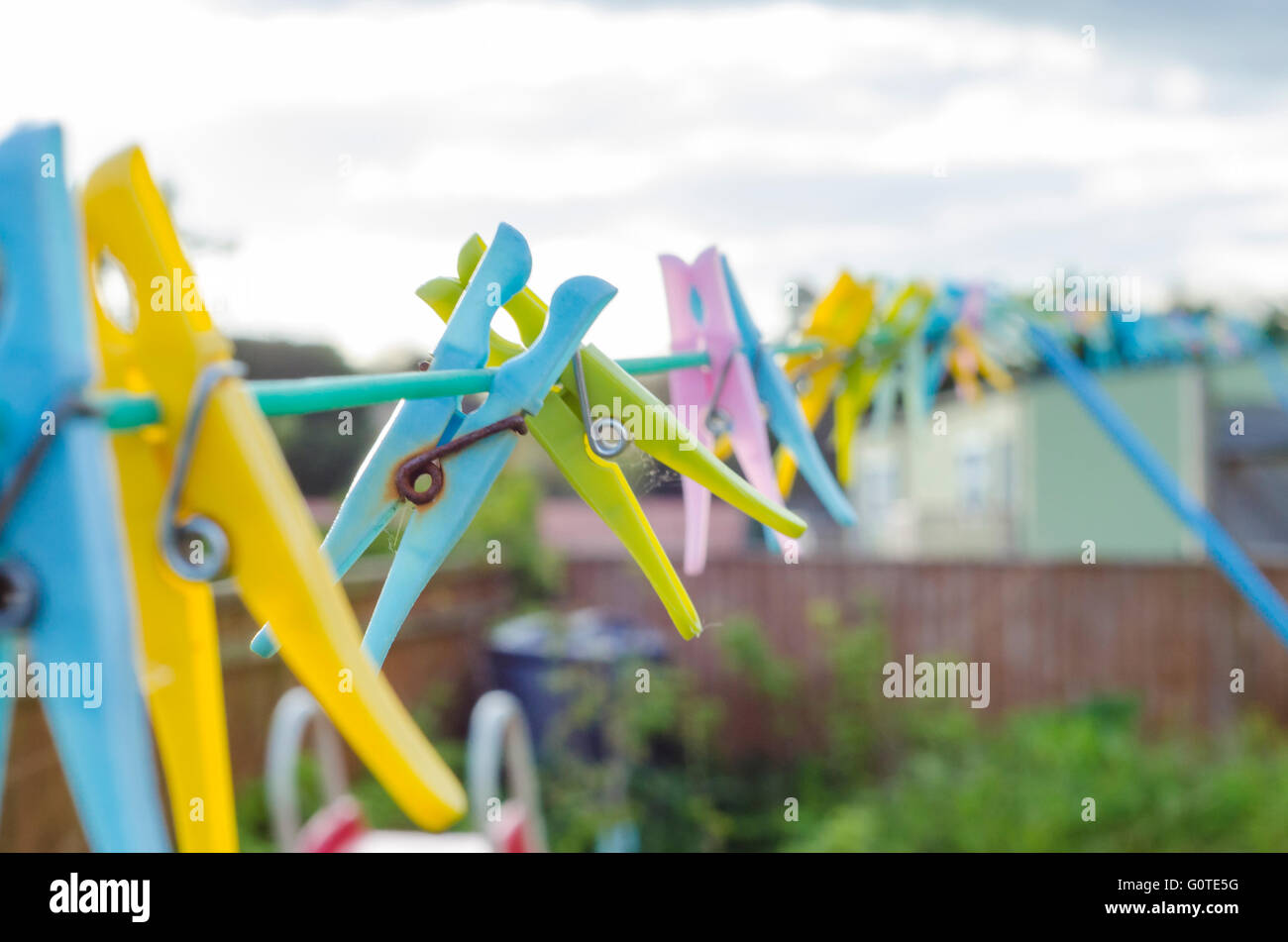 Empty washing line hi-res stock photography and images - Alamy