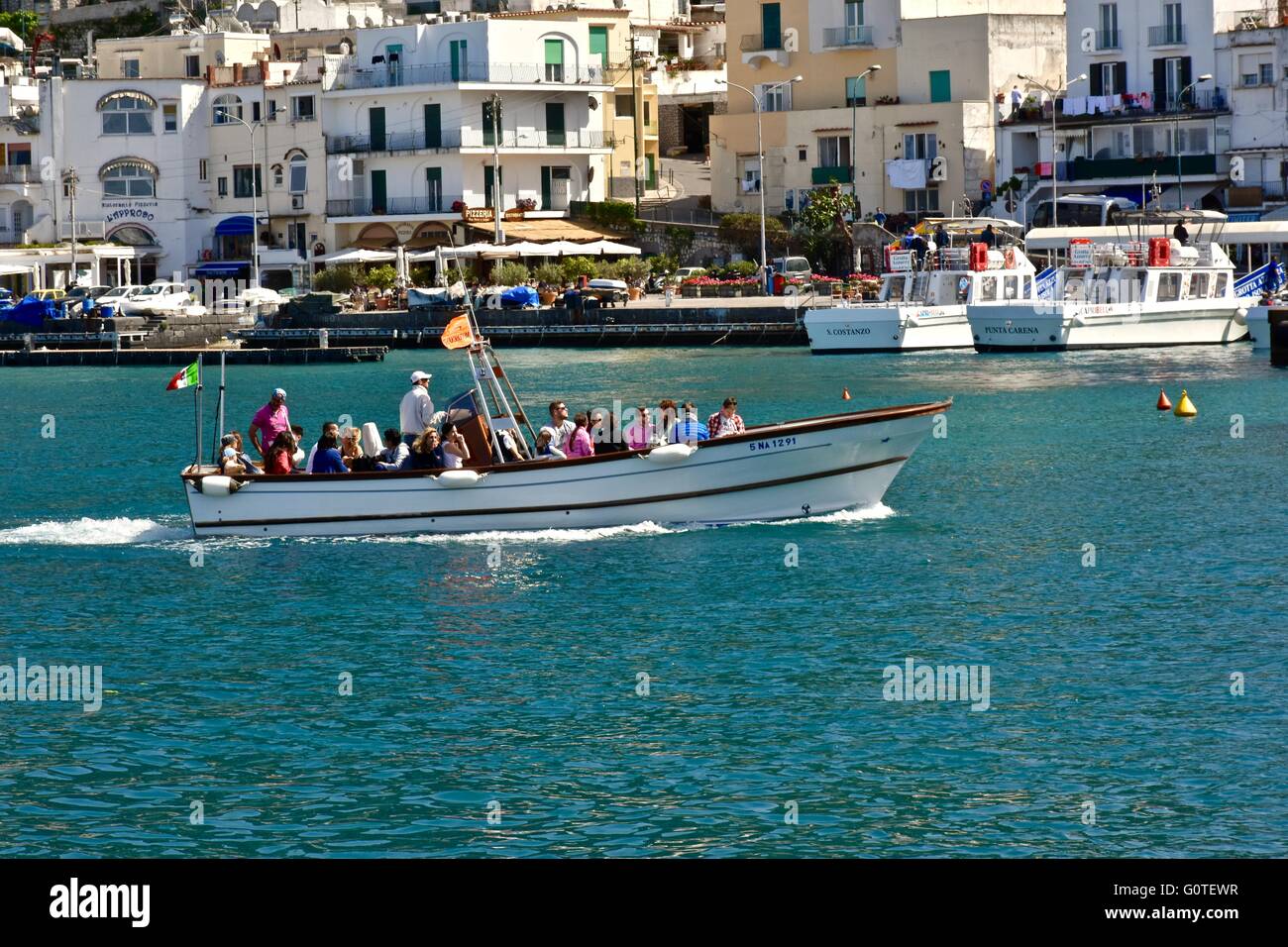 The big ship port on the island of Capri Stock Photo - Alamy