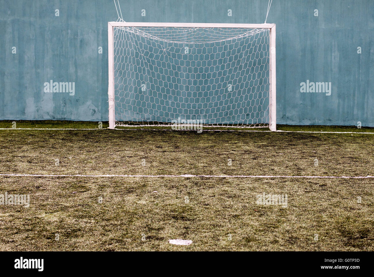 Goal lines hi-res stock photography and images - Alamy