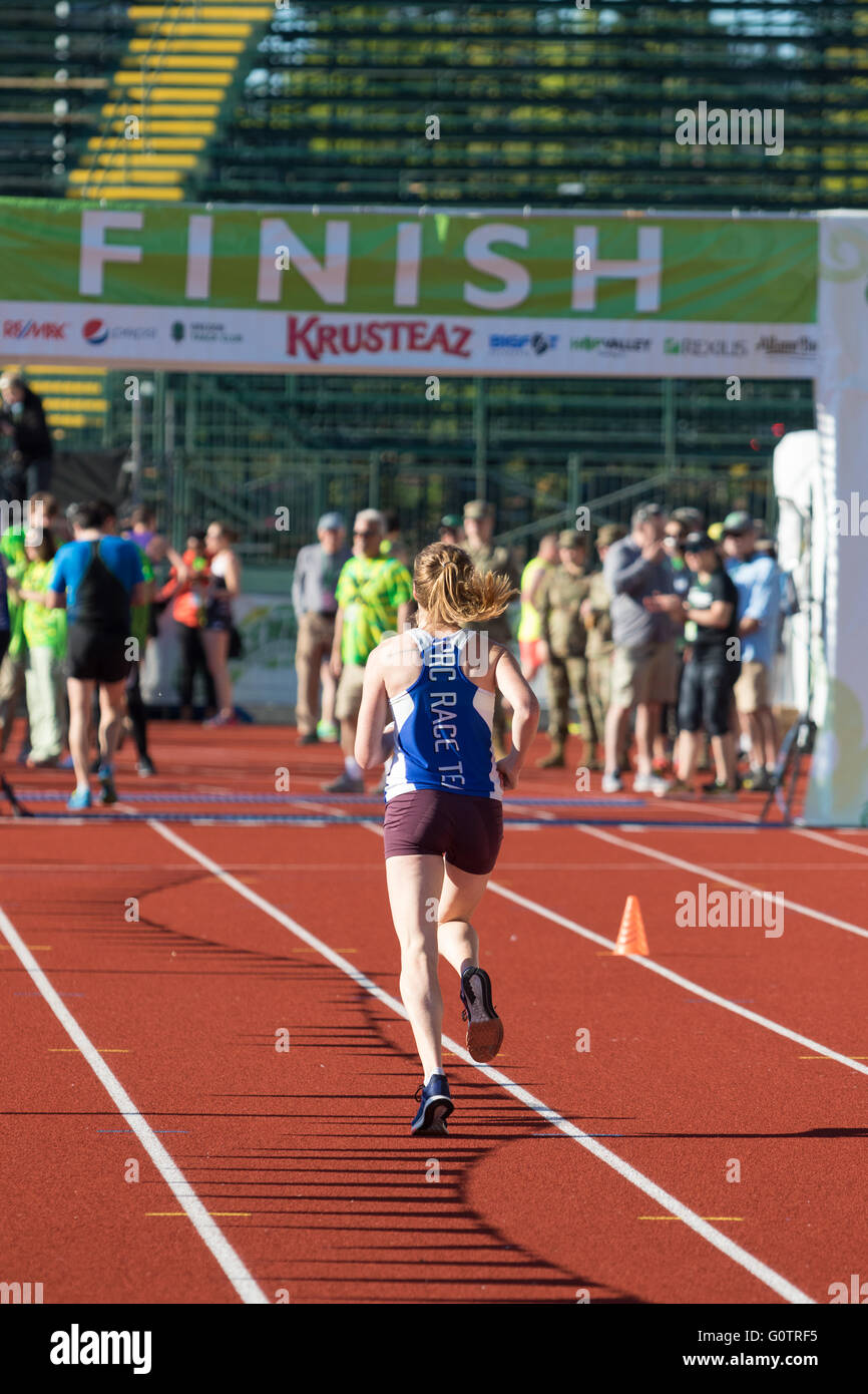 Final turn hi-res stock photography and images - Alamy