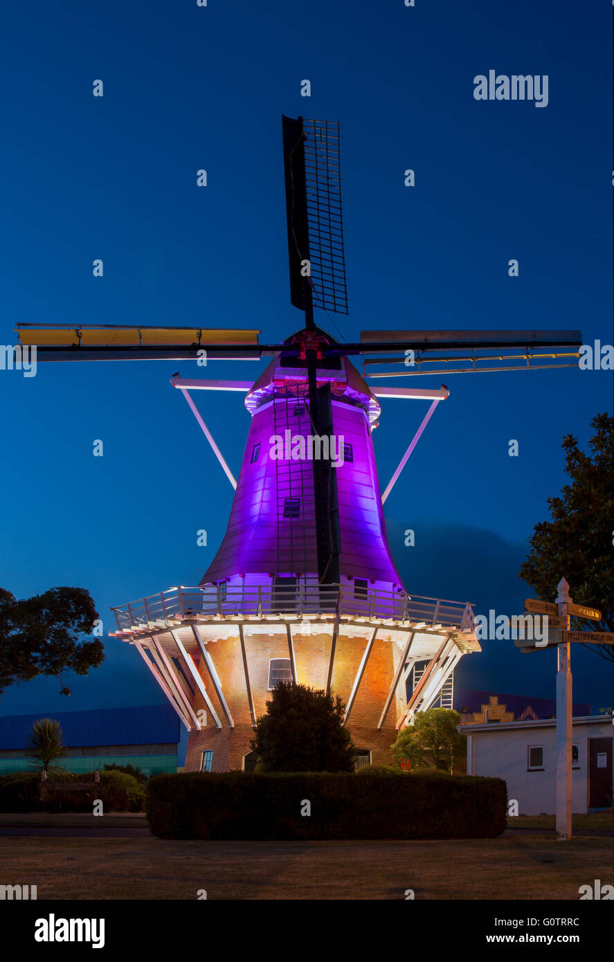 Authentic dutch architecture hi-res stock photography and images - Alamy