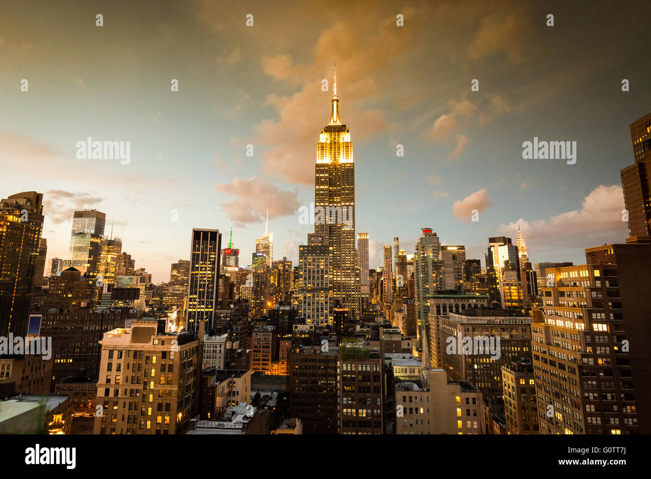 NEW YORK - AUGUST 23: View to Midtown Manhattan with the famous Empire ...