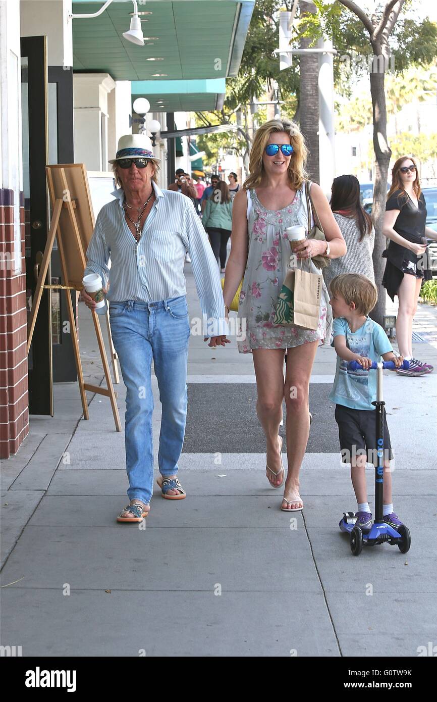 Rod Stewart out with wife Penny Lancaster and their son, Aiden on a ...
