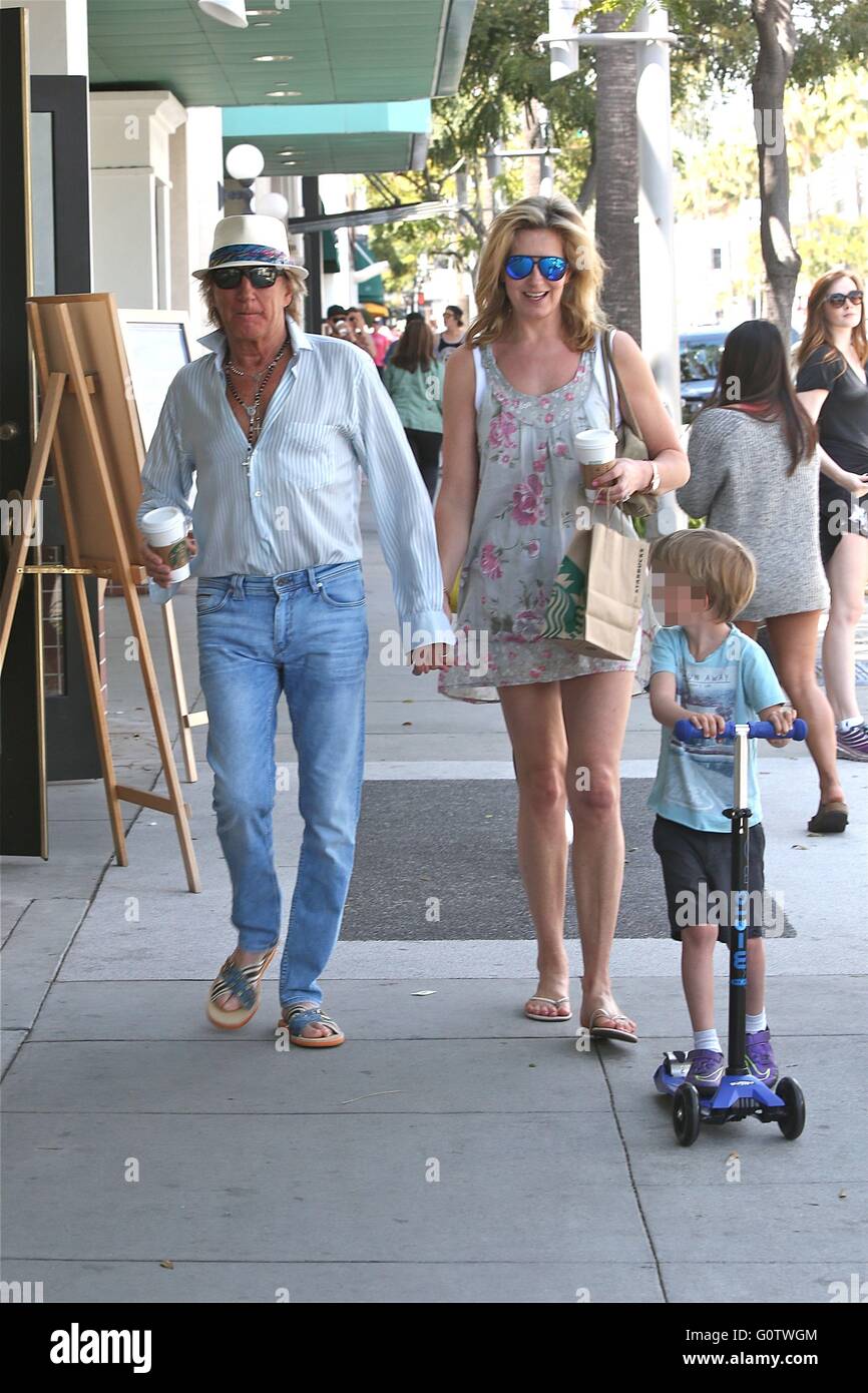 Rod Stewart out with wife Penny Lancaster and their son, Aiden on a ...