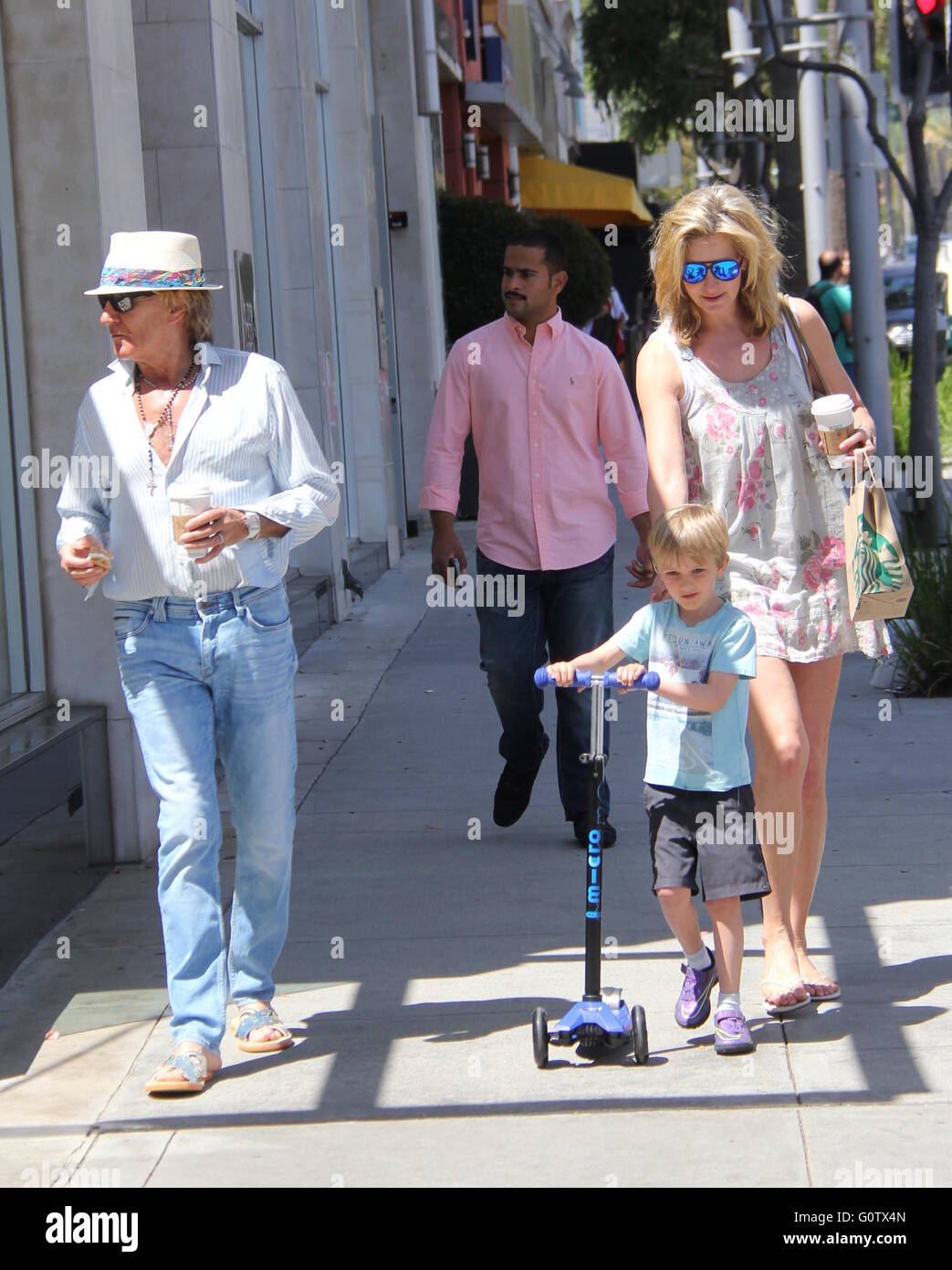 Rod Stewart and wife Penny Lancaster take their son, Aiden, to Tom's ...