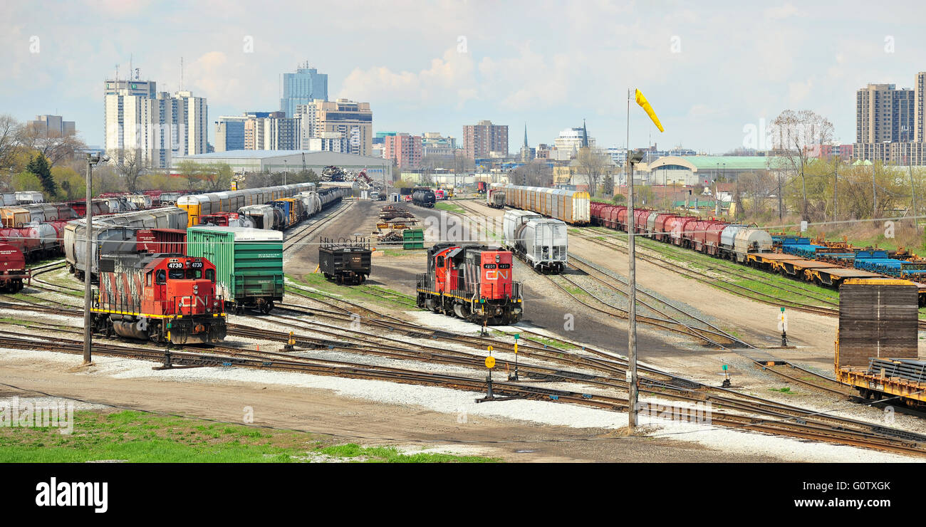 Rail yard canadian hi-res stock photography and images - Alamy