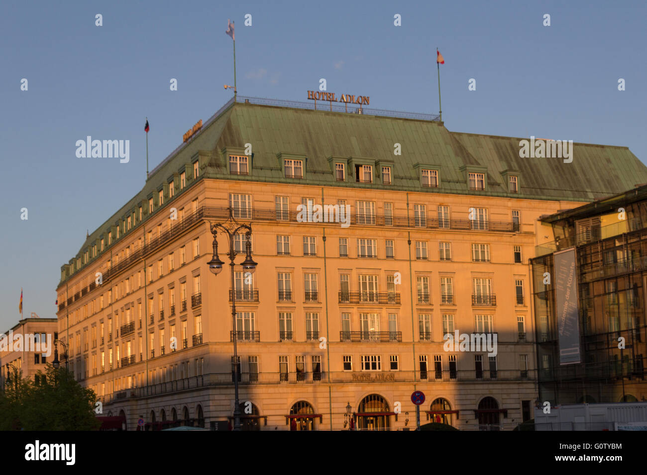 Hotel adlon kempinski berlin hi-res stock photography and images - Alamy