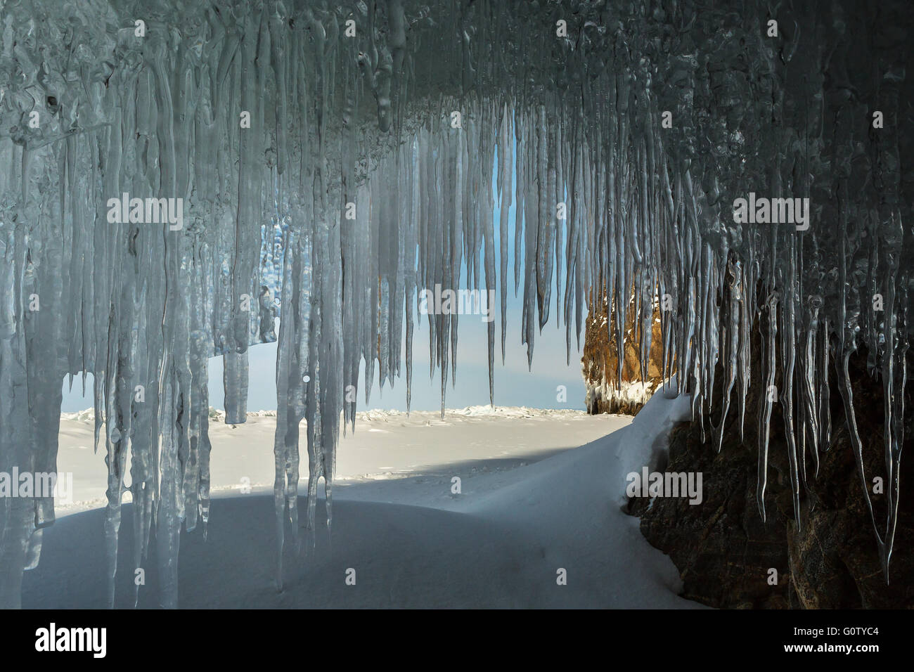 Ice curtain hi-res stock photography and images - Alamy