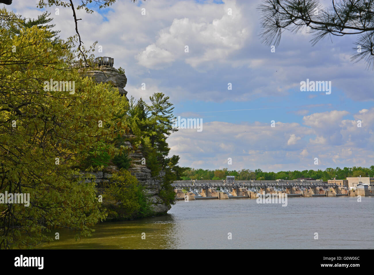 Lover's Leap rock outcropping and overlook is up river to the dam at ...