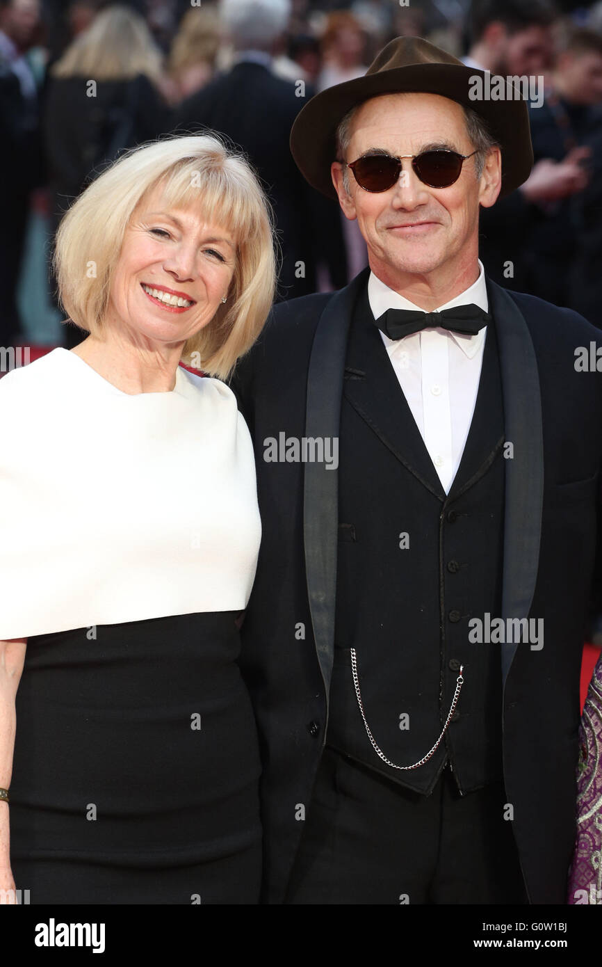 The Olivier Awards 2016 held at the Royal Opera House - Arrivals ...