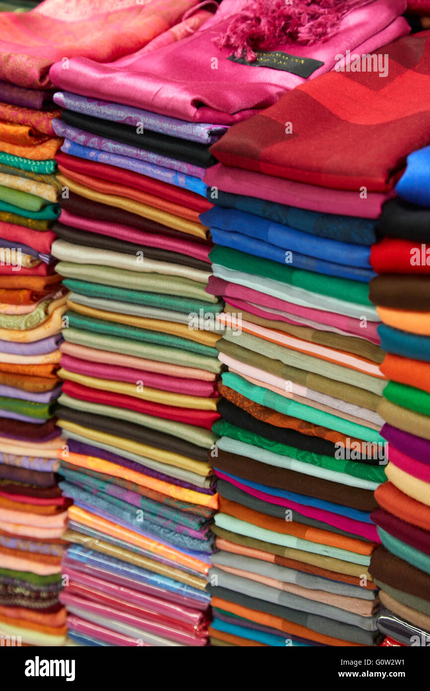 Cloth stall hi-res stock photography and images - Alamy