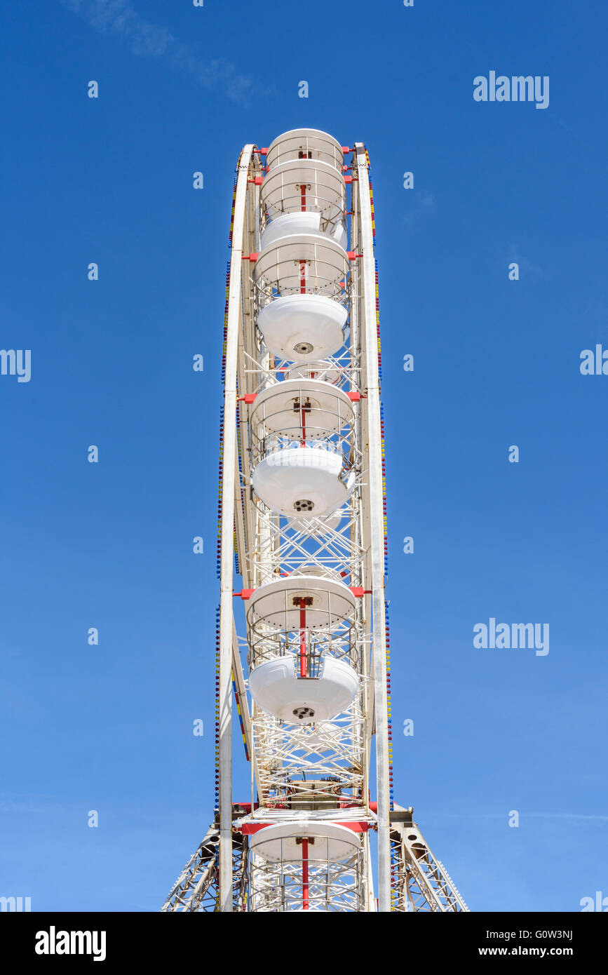 Blackpool Pier Funfair Rides Blackpool Stock Photos & Blackpool Pier ...