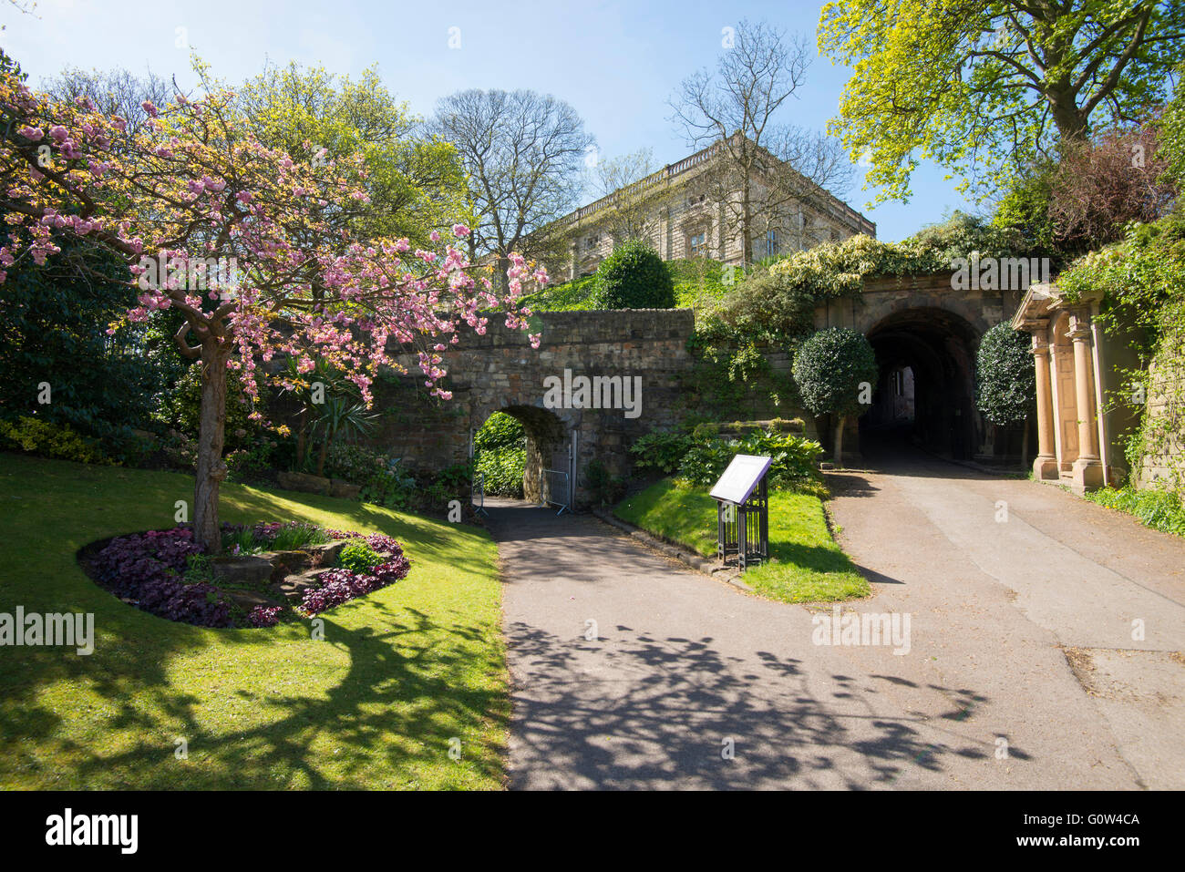 Spring castle hi-res stock photography and images - Alamy