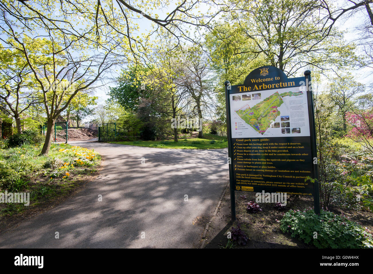 Spring at the Arboretum City Park in Nottingham, Nottinghamshire ...
