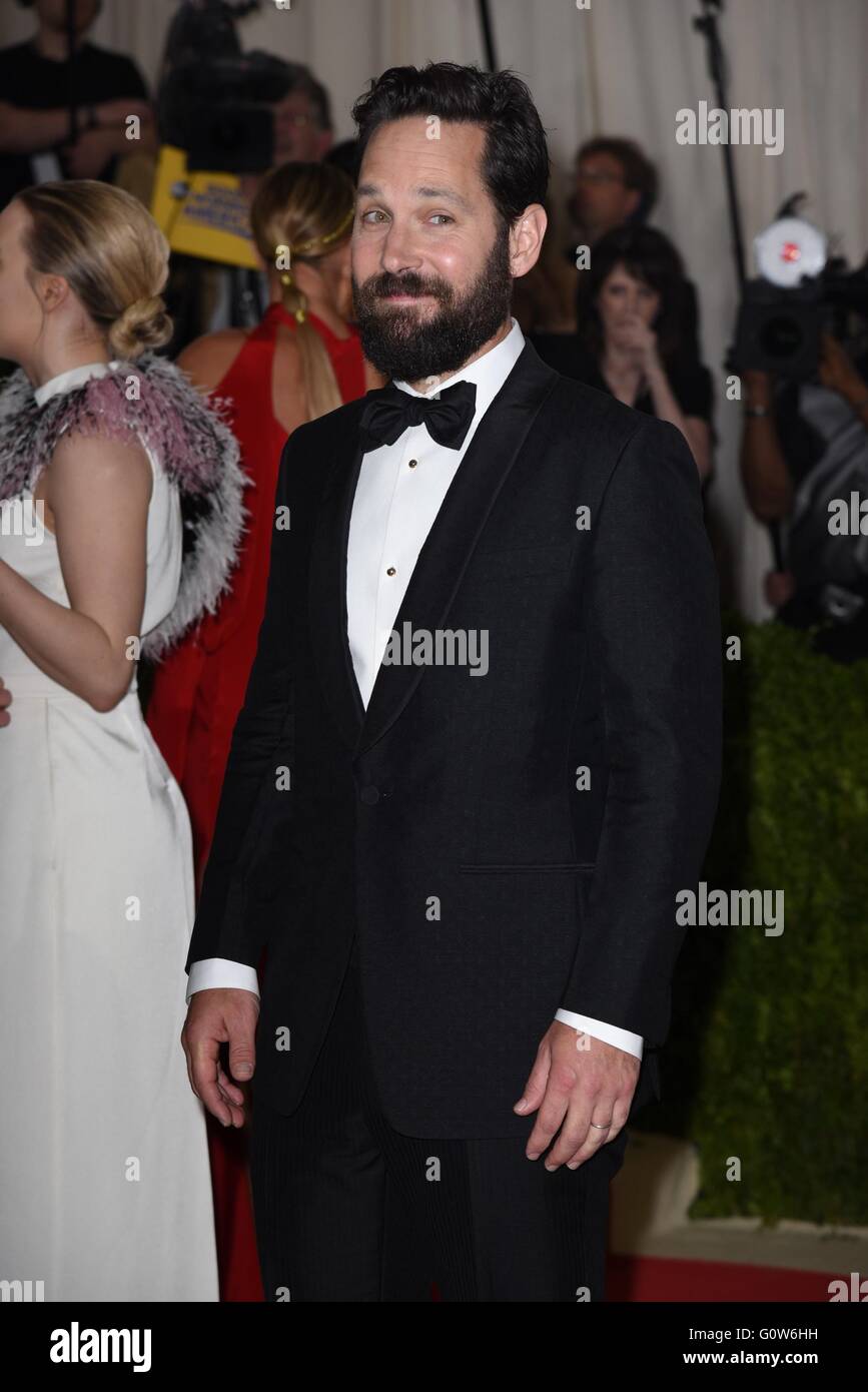 Paul Rudd at arrivals for Manus x Machina: Fashion in an Age of ...