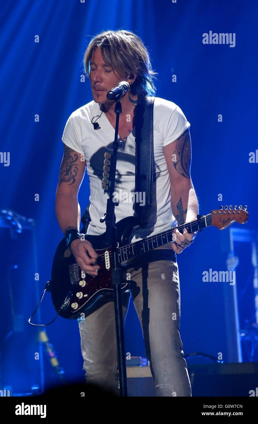 Austin, TX, USA. 30th Apr, 2016. Keith Urban in attendance for 2016 ...