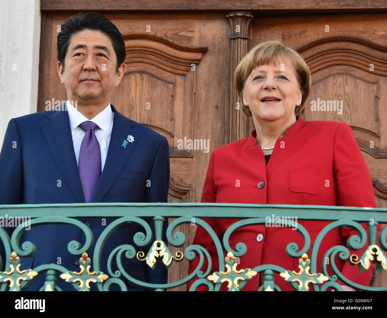 Merkel and abe hi-res stock photography and images - Alamy
