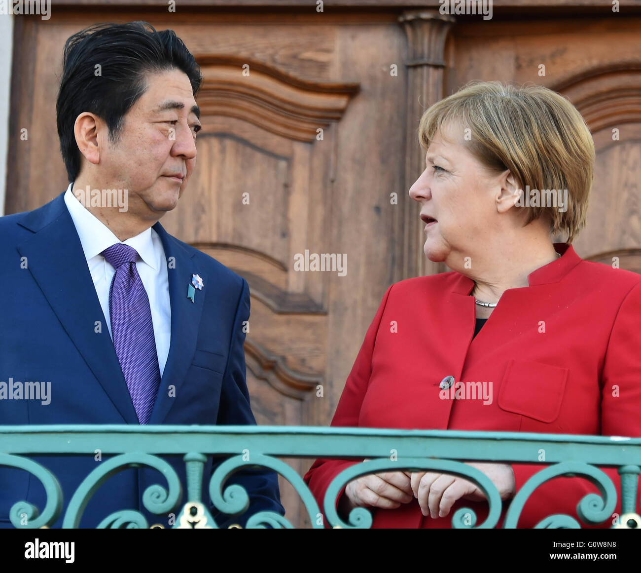 Merkel and abe hi-res stock photography and images - Alamy