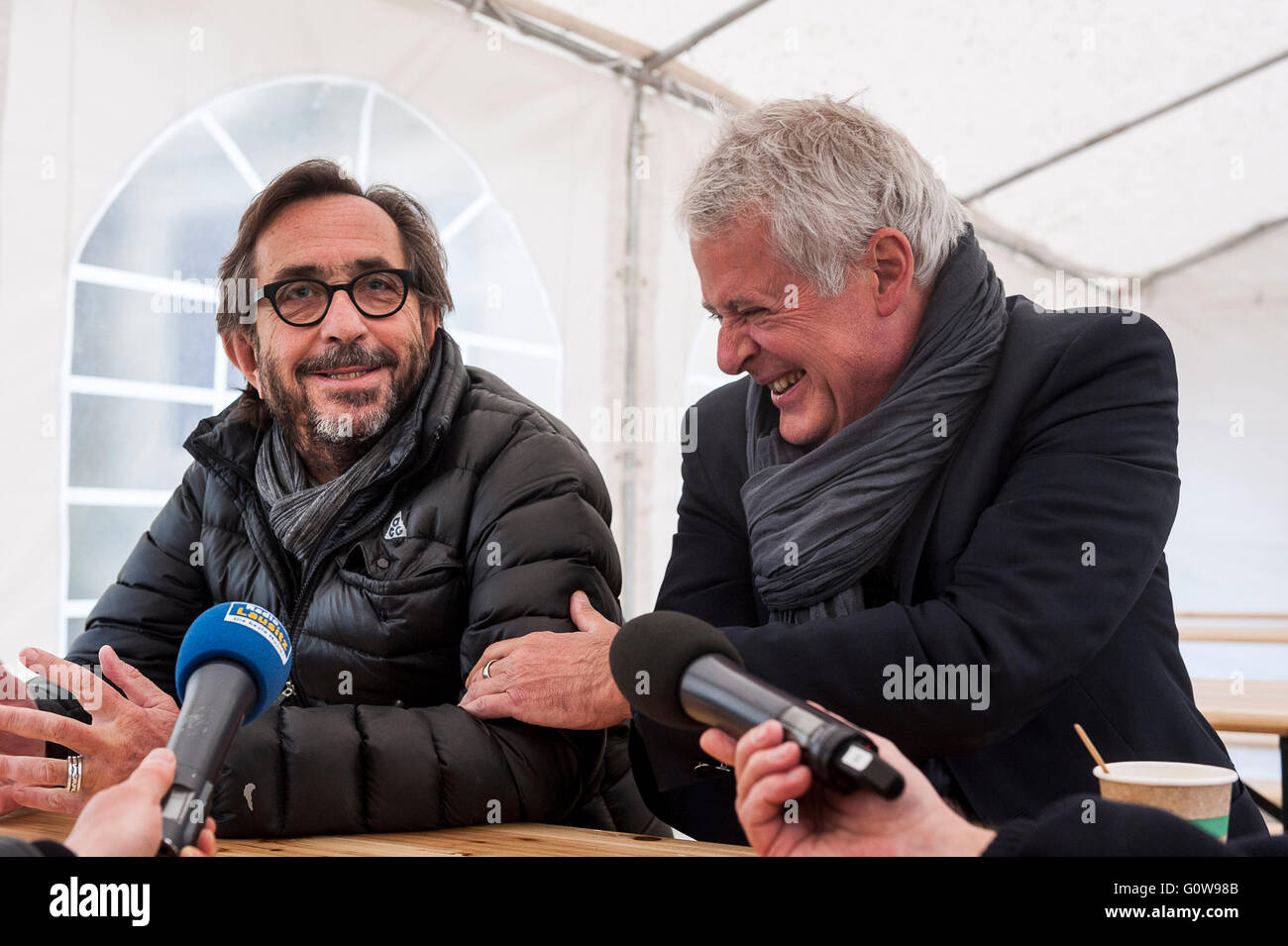 Director Sam Garbarski und head producer Jani Thitges (r) speak to the ...