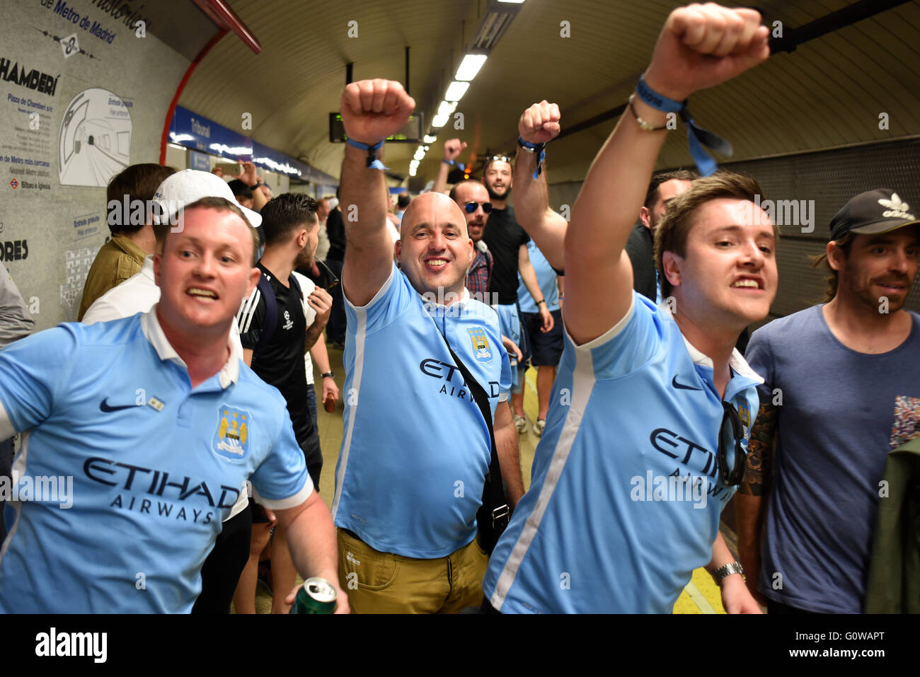 Manchester City supporters shouts slogans in Madrid. ( Photo by: Jorge ...