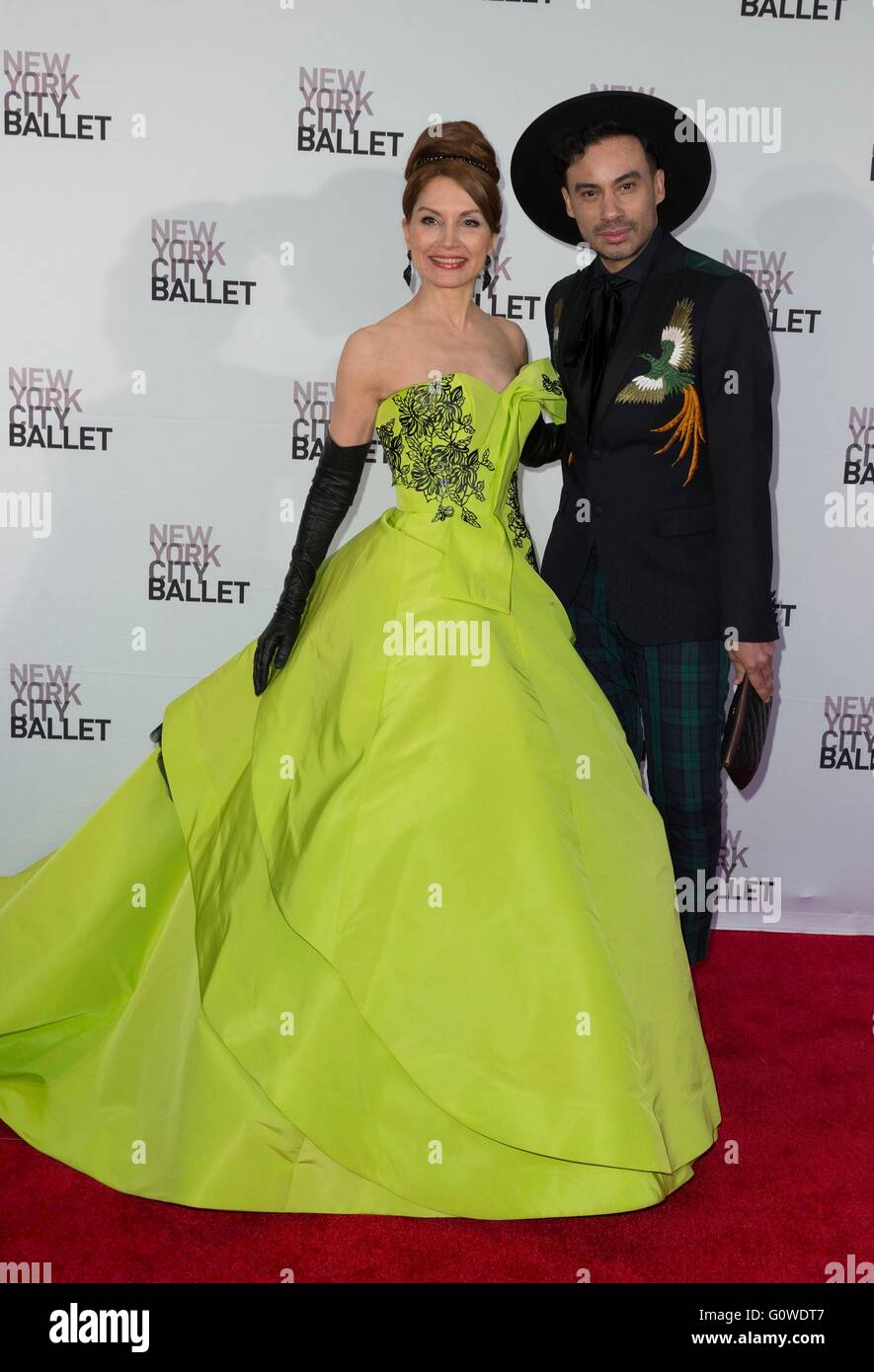 Gala de ballet hi-res stock photography and images - Alamy