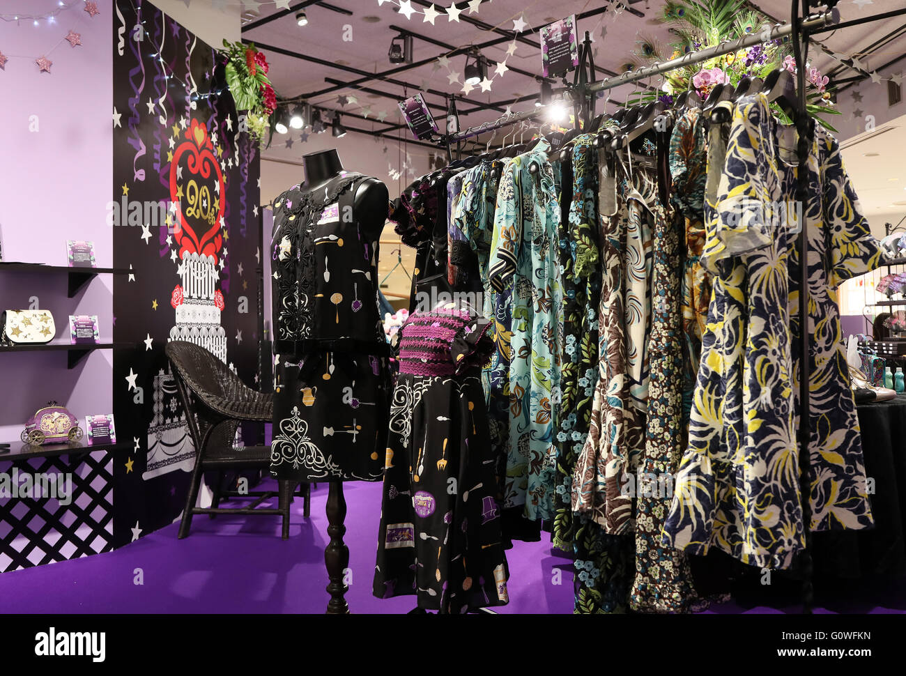 Anna sui store hi-res stock photography and images - Alamy