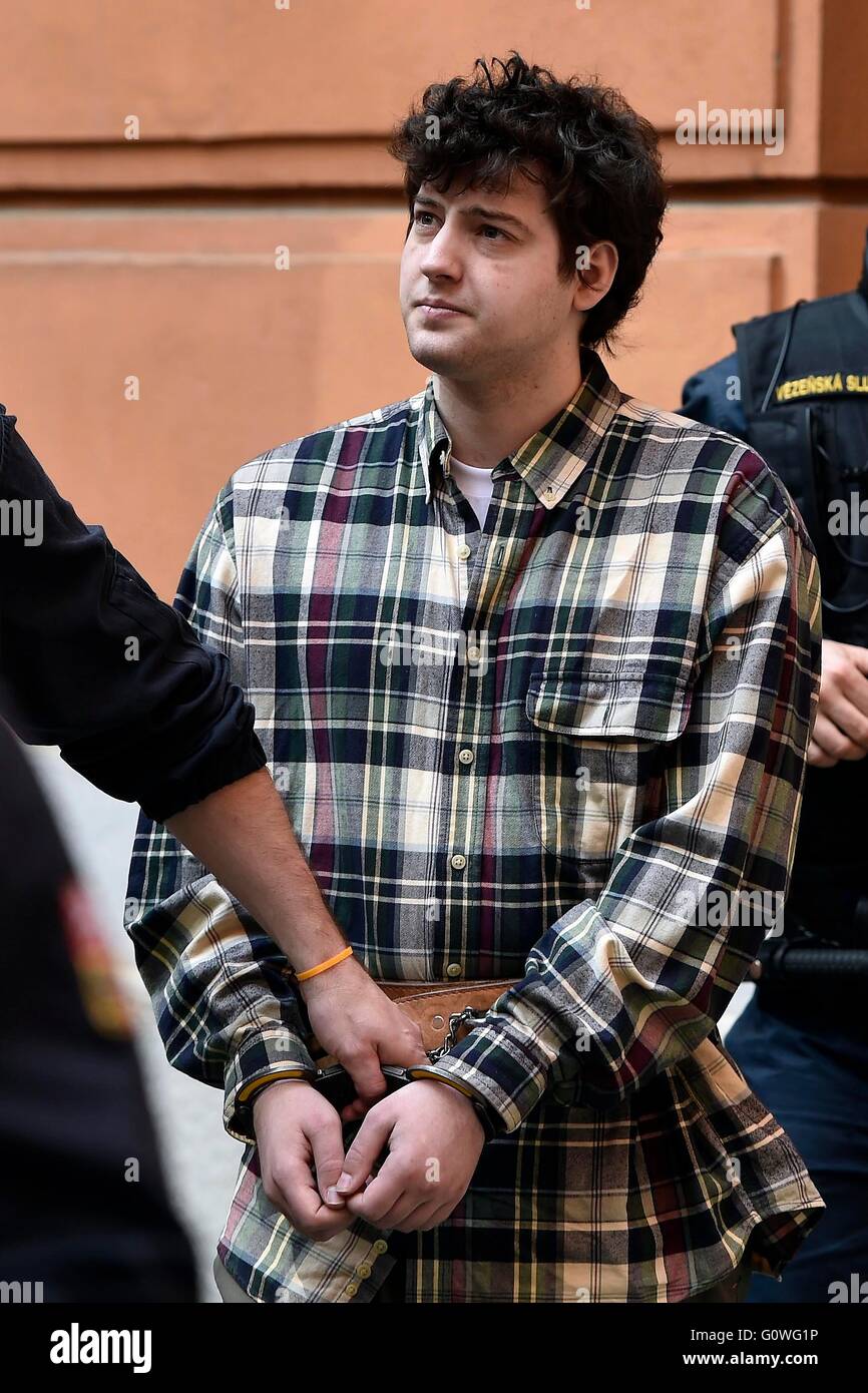 U.S. citizen Kevin Dahlgren, who is suspected of murdering his four ...