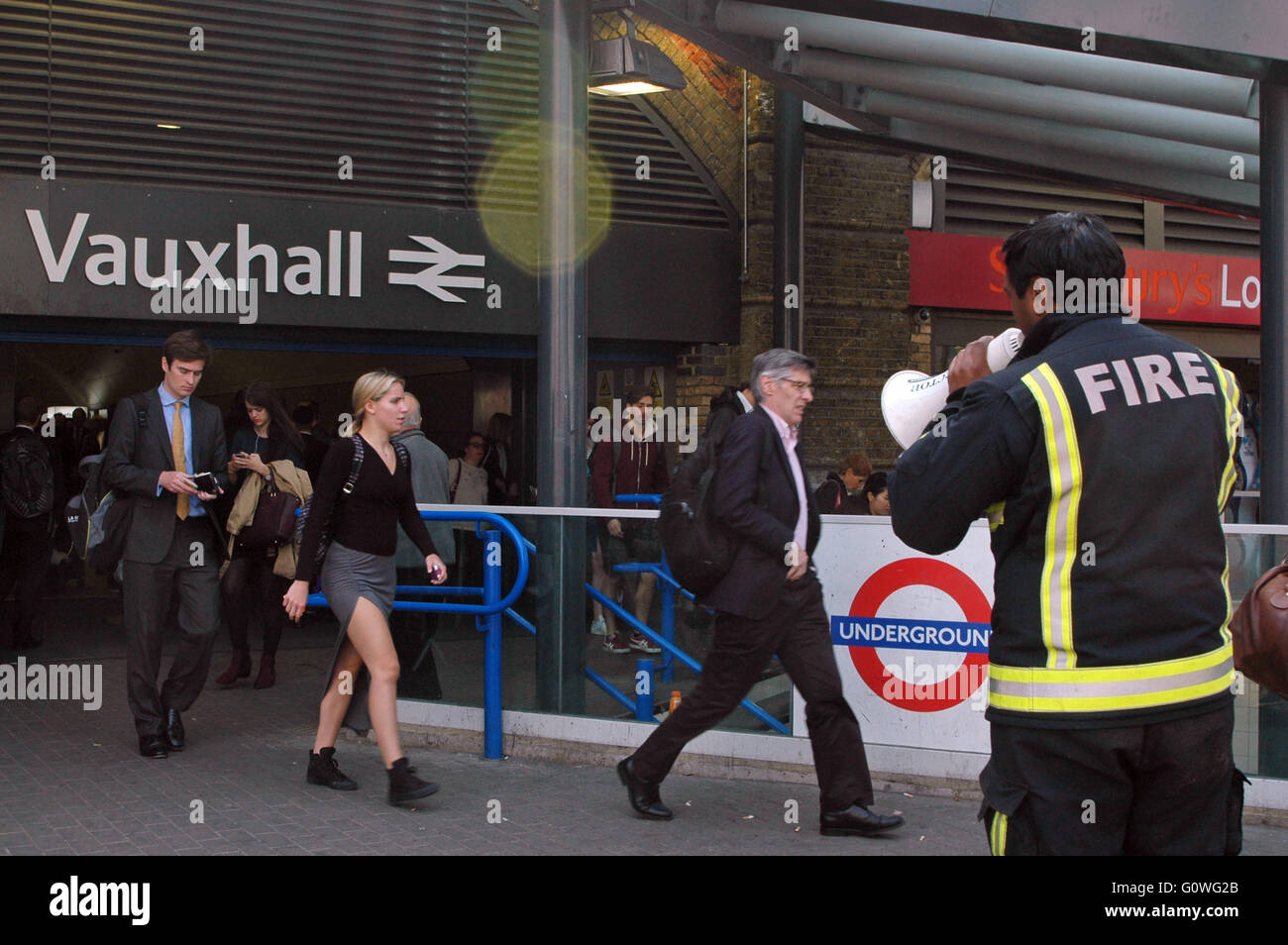 Vauxhall, London, UK, 5 may 2016,Track side fire at Vauxhall station ...
