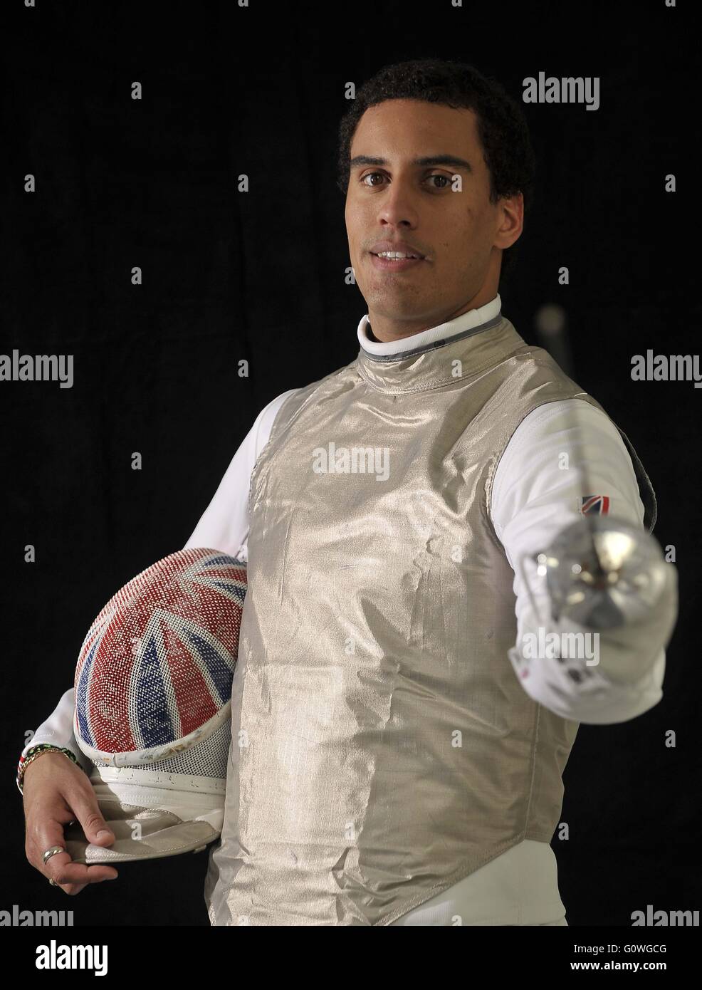 James davis fencing hi-res stock photography and images - Alamy