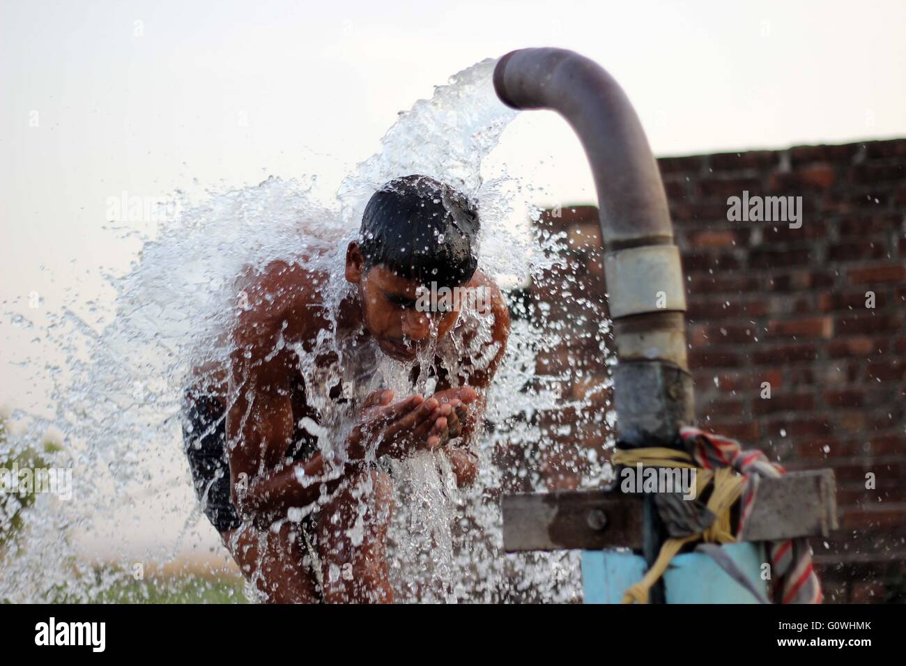 Tubewell uttar pradesh hi-res stock photography and images - Alamy