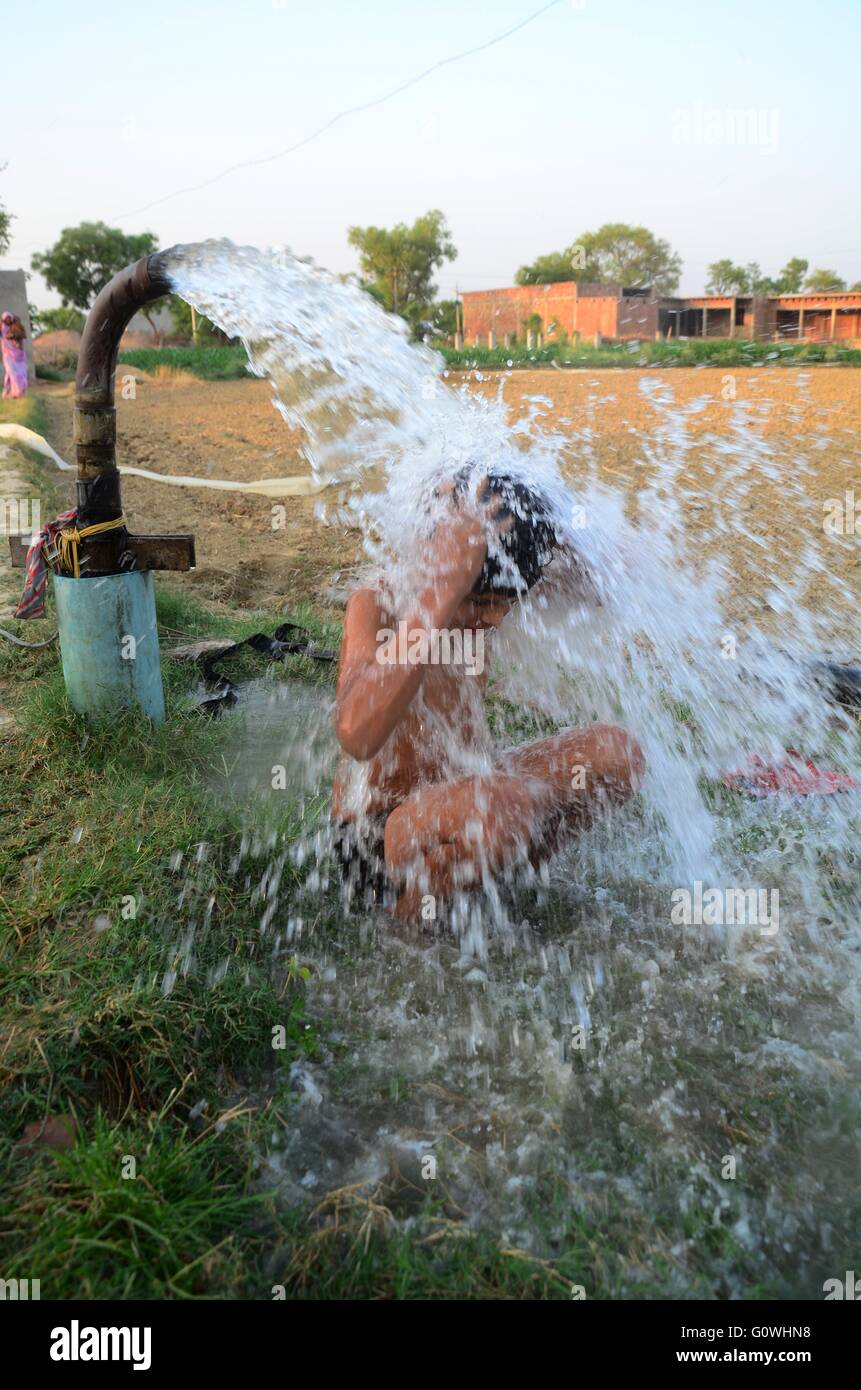 Tubewell uttar pradesh hi-res stock photography and images - Alamy