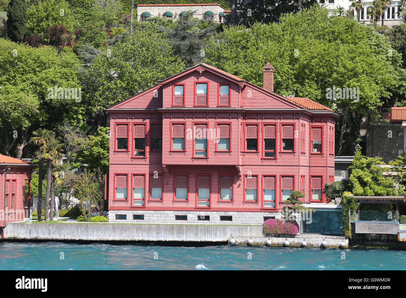 Turkey istanbul bosphorus yali wooden hi-res stock photography and ...